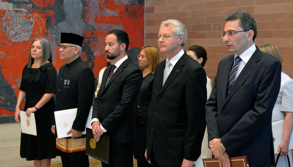 Predsednik Vučić primio akreditivna pisma novoimenovanih ambasadora ... Predsednik Vučić primio akreditivna pisma novoimenovanih ambasadora ...