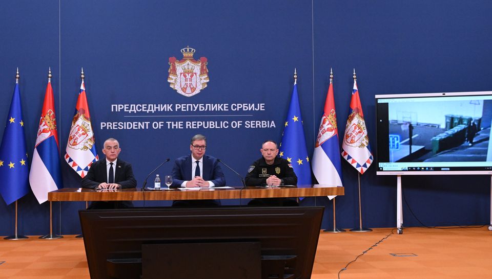 Ванредно обраћање председника Републике Србије | Председник Републике ...